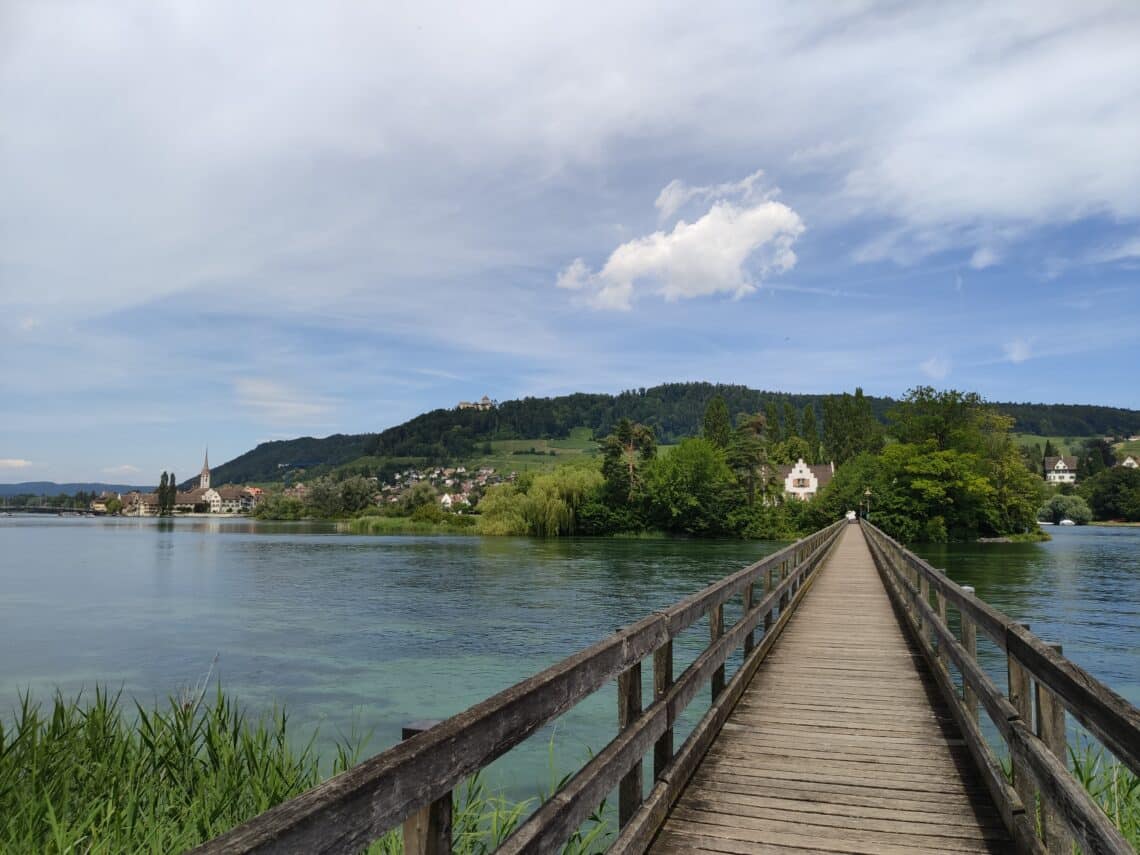 Hidden Gem im Bodensee: Die Werd Inseln und der historische Ort Stein ...